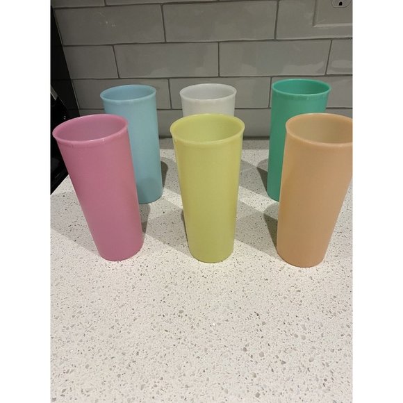 Tupperware | Dining | 6 Tupperware Tumbler Cups Pastel Colors 6 Oz 17 ...